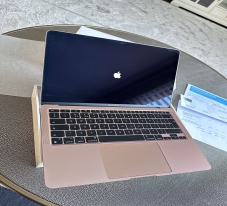 Apple MacBook Air 13.3" 2020 M1 chip